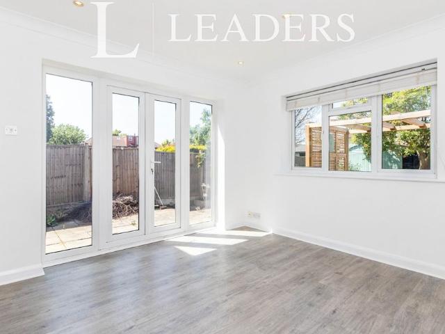3 bedroom house to rent Second Avenue, Walton on Thames, KT12