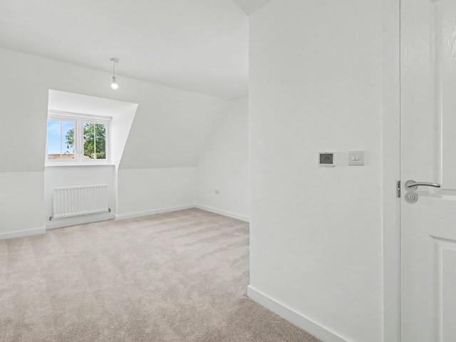 3 bedroom house to rent Sedge Close, Harpole, Northampton, NN7