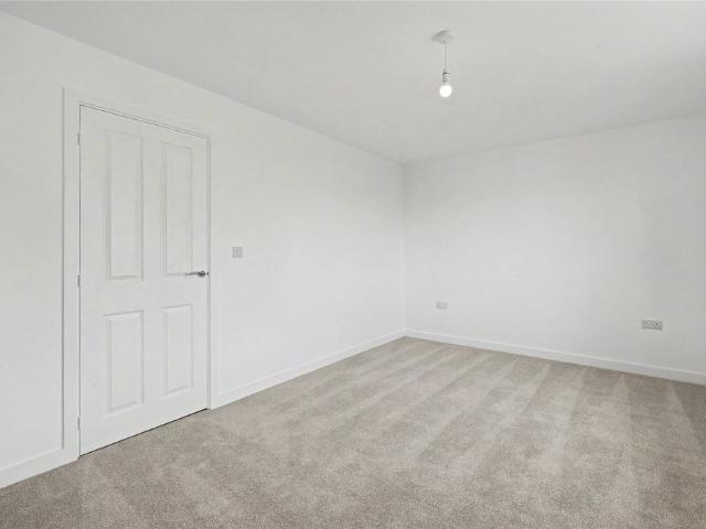 3 bedroom house to rent Sedge Close, Harpole, Northampton, NN7