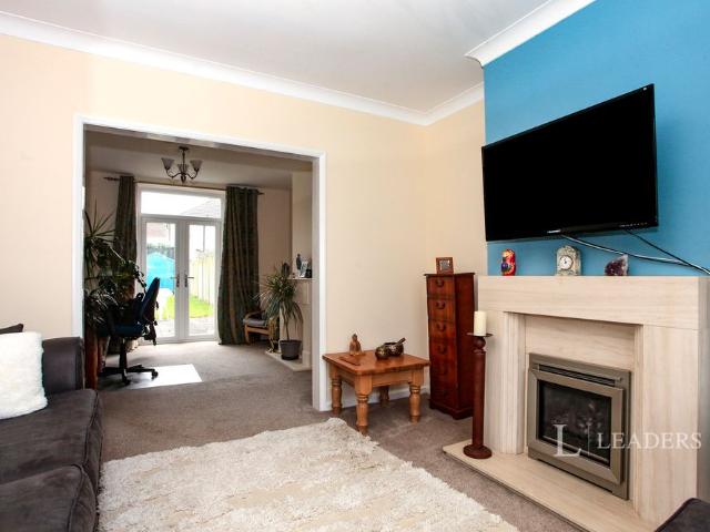 3 bedroom house to rent Southfields Drive, Peterborough, Cambridgeshire, PE2