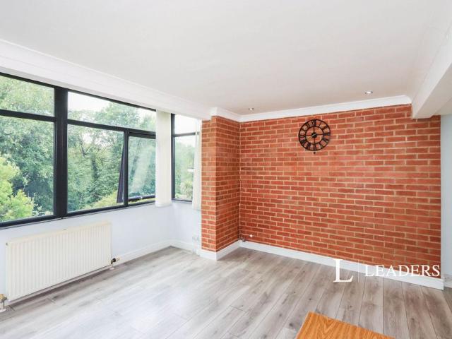 3 bedroom house to rent Spotswood Place, Sheffield, S14