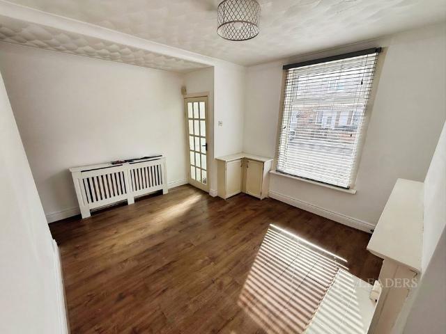 3 bedroom house to rent Station Road, Portsmouth, PO3