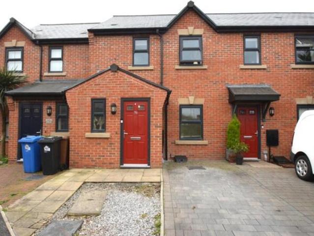 3 Bedroom House Tameside Tameside 101675394