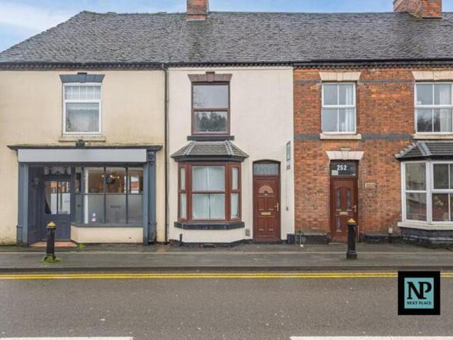 3 Bedroom House Tamworth Staffordshire LS99608198