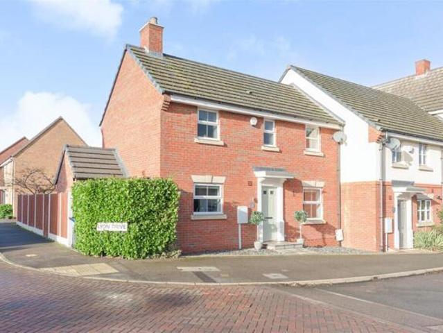 3 Bedroom House Tamworth Staffordshire LS99808708