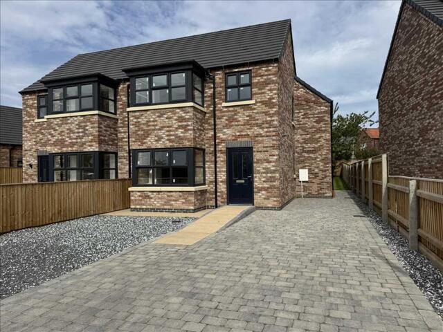 3 Bedroom House Tetney Tetney 100787008