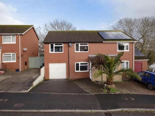 3 Bedroom House Teignmouth Devon 100540760