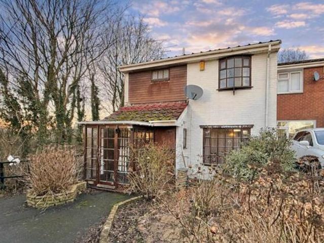 3 Bedroom House Telford Telford And Wrekin 99054660