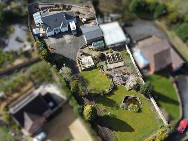 3 Bedroom House Telford Telford LS101677827