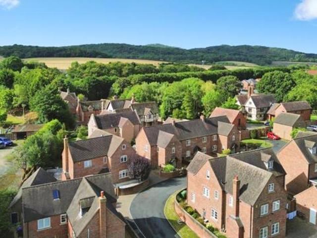 3 Bedroom House Telford And Wrekin Telford And Wrekin LS98903473