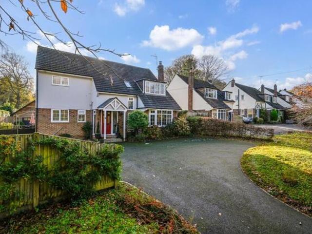 3 Bedroom House Tenterden Kent LS101059850