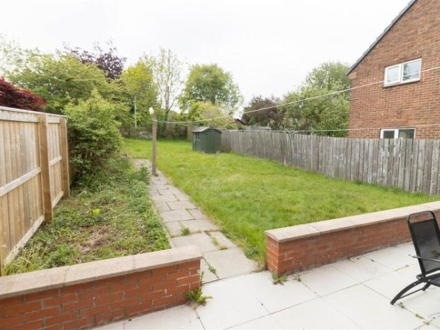 3 Bedroom House Terraced