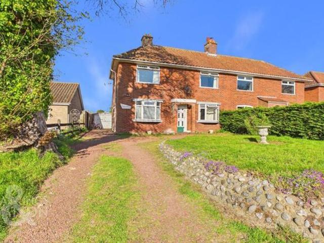 3 Bedroom House Thurlton Thurlton LS101677448
