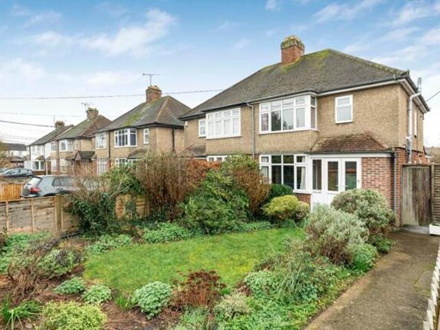 3 Bedroom House Thame Oxfordshire 100503430