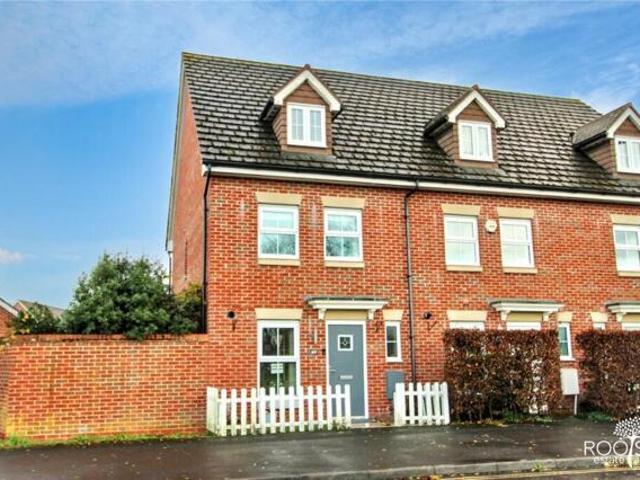3 Bedroom House Thatcham West Berkshire 98864663