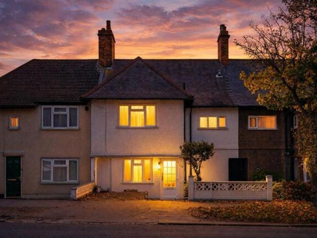 3 Bedroom House Thornton Heath Greater London LS100733459