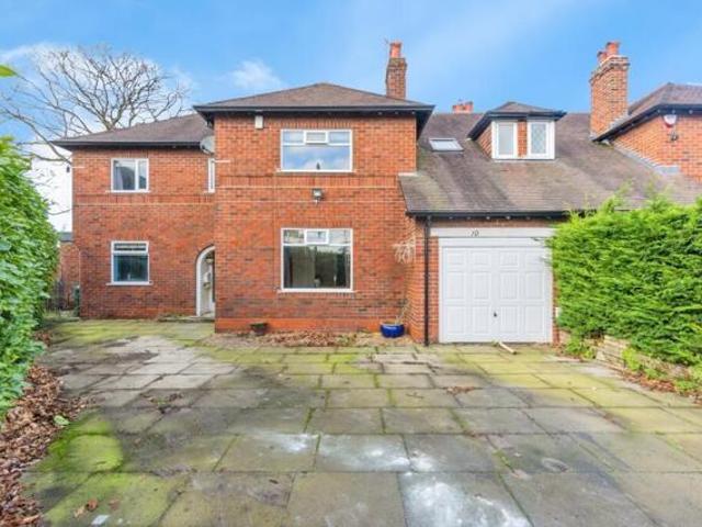 3 Bedroom House Trafford 98477510