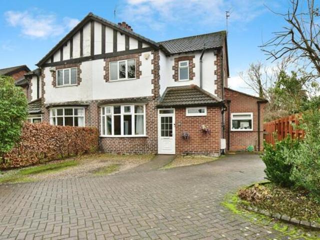 3 Bedroom House Trafford Trafford 99642010