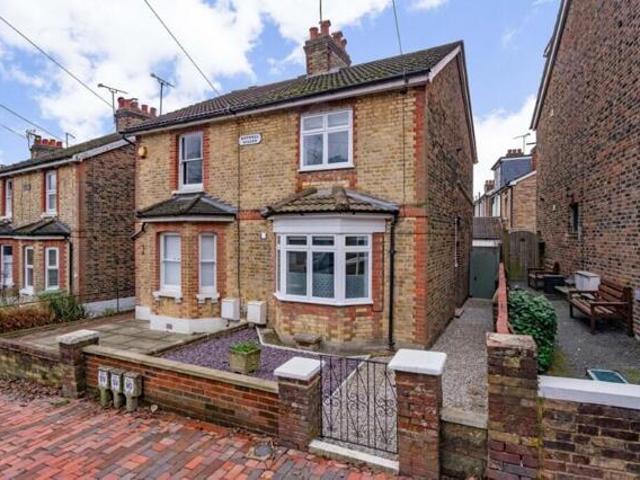 3 Bedroom House Tunbridge Wells Kent LS100578814