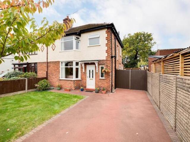 3 Bedroom House Upton Cheshire West And Chester 99381032