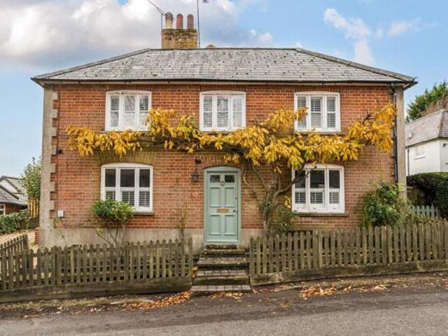 3 Bedroom House Upton Grey Hampshire 98903544