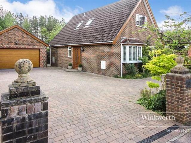 3 Bedroom House Verwood Dorset LS101797012