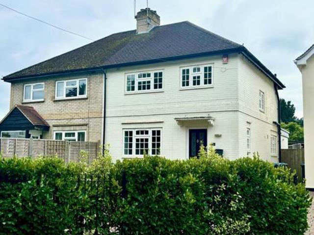 3 Bedroom House Virginia Water Surrey LS99475958