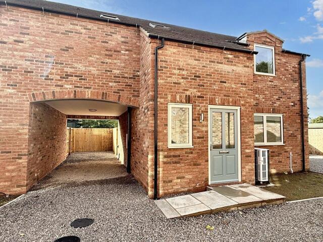 3 Bedroom House York York LS99773463