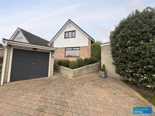 3 Bedroom House Yarm Stockton on Tees LS100058207