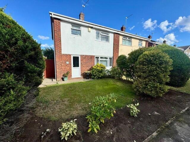 3 Bedroom House Yarmouth Norfolk 99130357