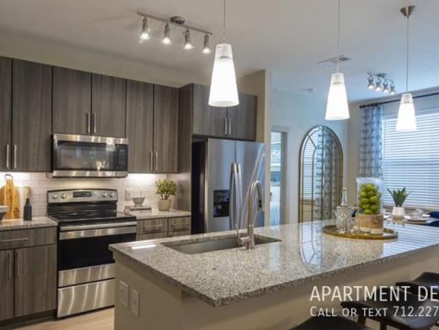 3 bedroom, Houston TX 77049 77324495