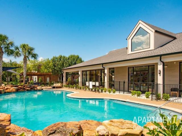 3 bedroom, Houston TX 77054 LS77324507