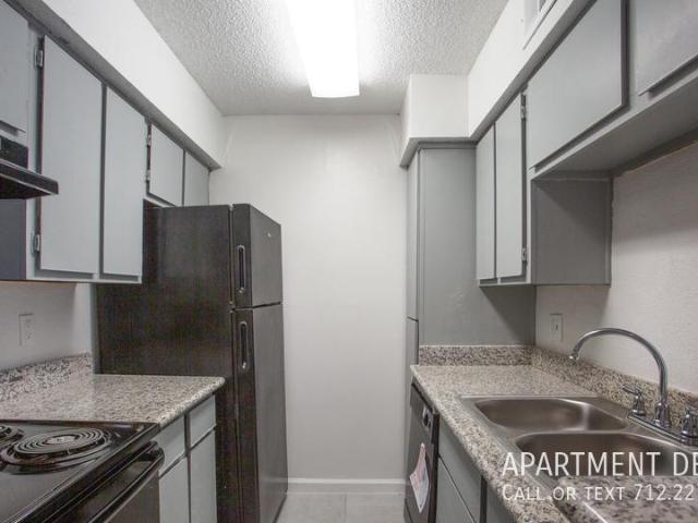 3 bedroom, Houston TX 77099 LS76347657