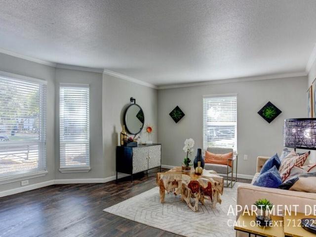 3 bedroom, Houston TX 77025 77324229