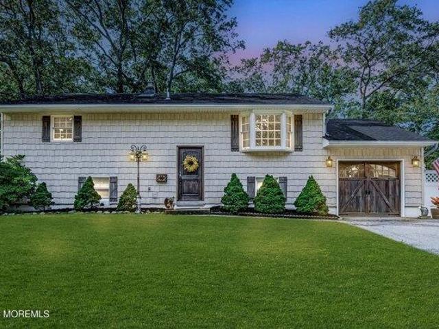 3 bedroom, Howell NJ 07731 LS102779448