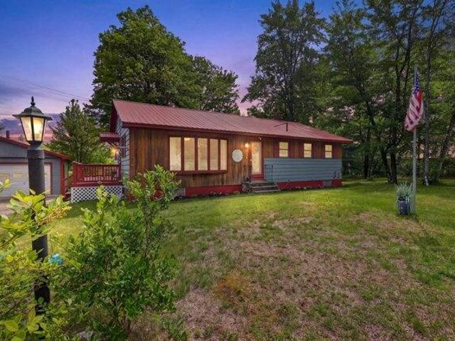 3 bedroom, Howland ME 04448 104510466