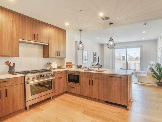 3 bedroom, Hoboken NJ 07030 102029947