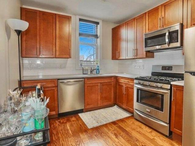 3 bedroom, Hoboken NJ 07030 LS102064047