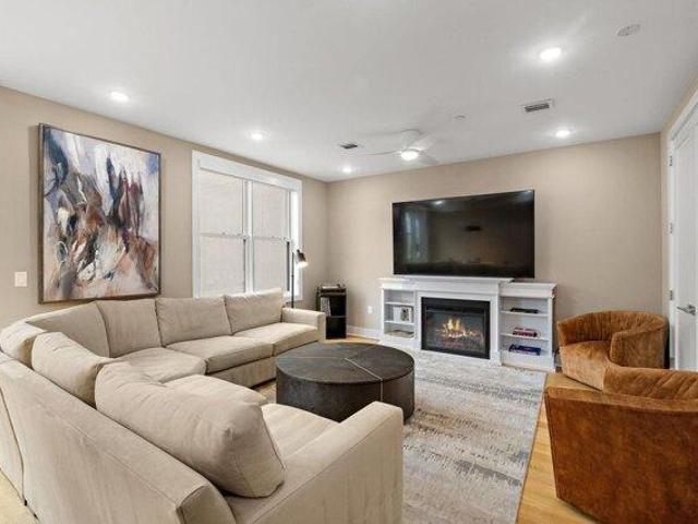 3 bedroom, Hoboken NJ 07030 LS102318620