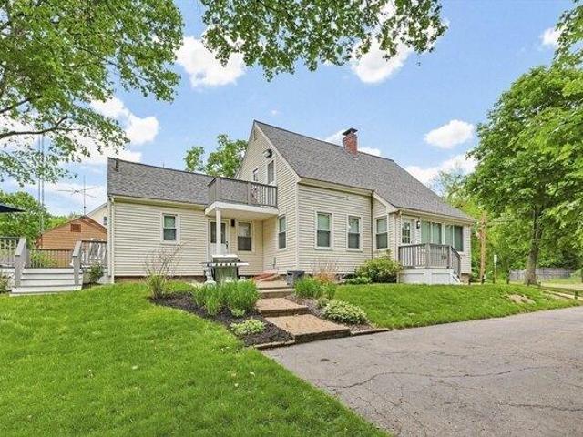 3 bedroom, Holbrook MA 02343 104442096