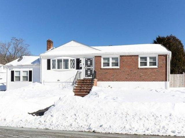 3 bedroom, Holbrook MA 02343 102670805