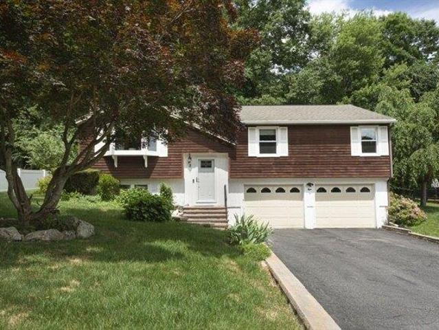 3 bedroom, Holden MA 01520 104481552