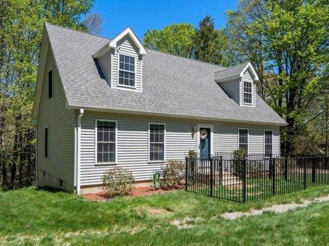 3 bedroom, Holland MA 01521 102121655