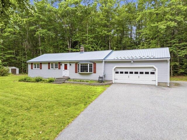 3 bedroom, Hollis Center ME 04042 104605692