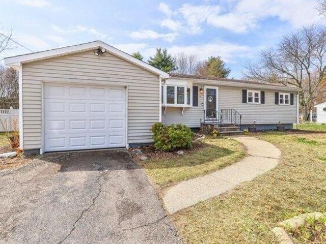 3 bedroom, Holliston MA 01746 102961976