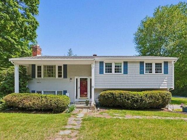 3 bedroom, Holliston MA 01746 104835983