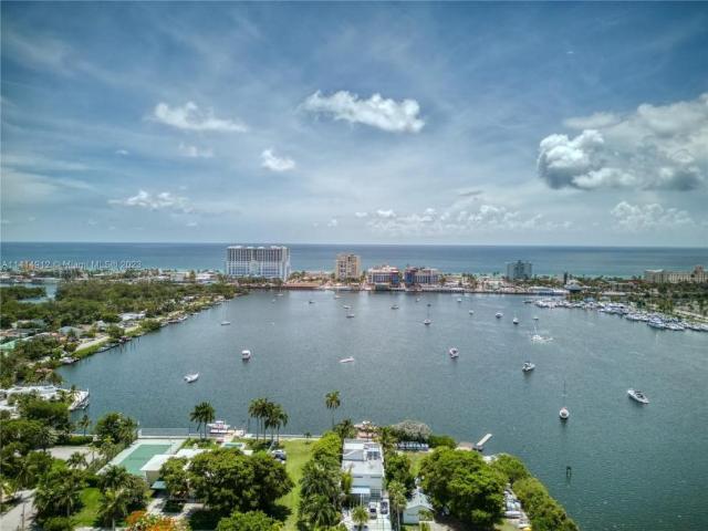 3 bedroom, Hollywood FL FL 33019 102395580