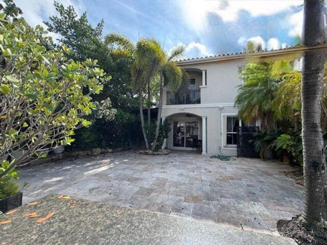 3 bedroom, Hollywood FL 33019 100973241