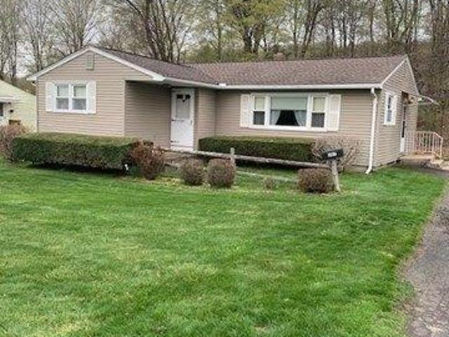 3 bedroom, Holyoke MA 01040 101957226