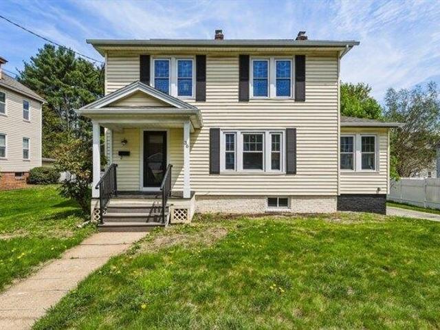 3 bedroom, Holyoke MA 01040 102373068